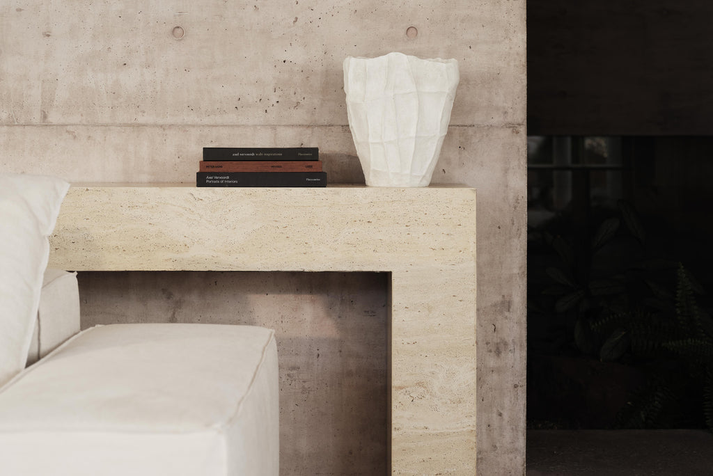 Monument Console – MCM House